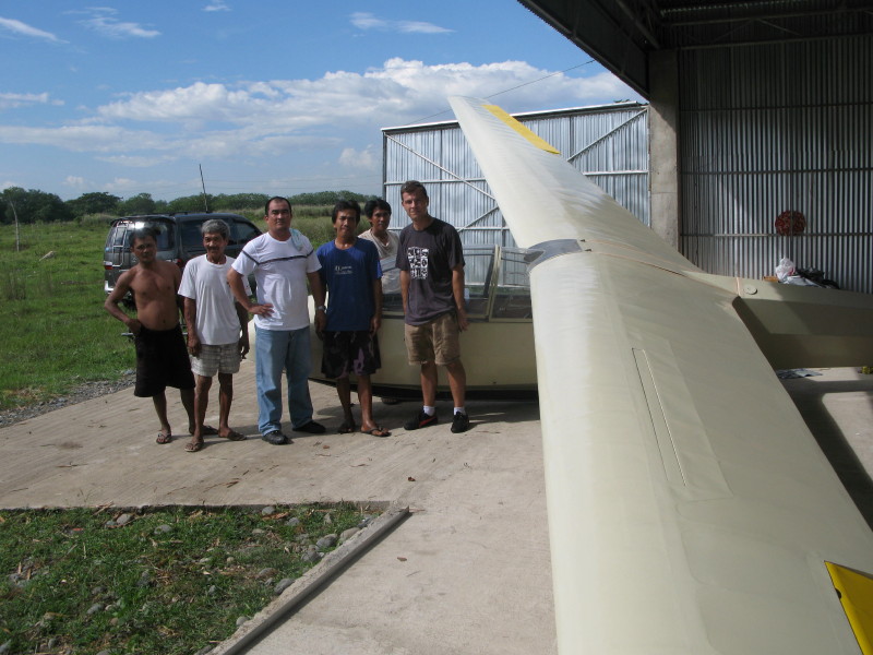 The team – Glidersphilippines